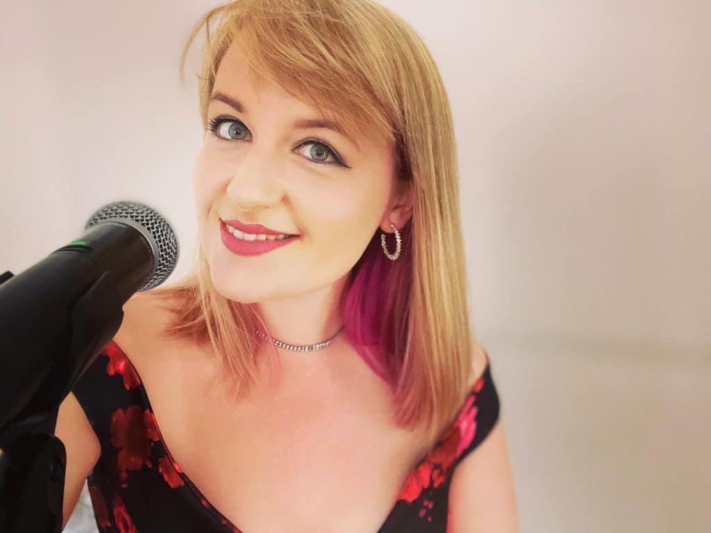 Friday 5th August – Serena Grant, 6-9pm - Woodland Holiday Park